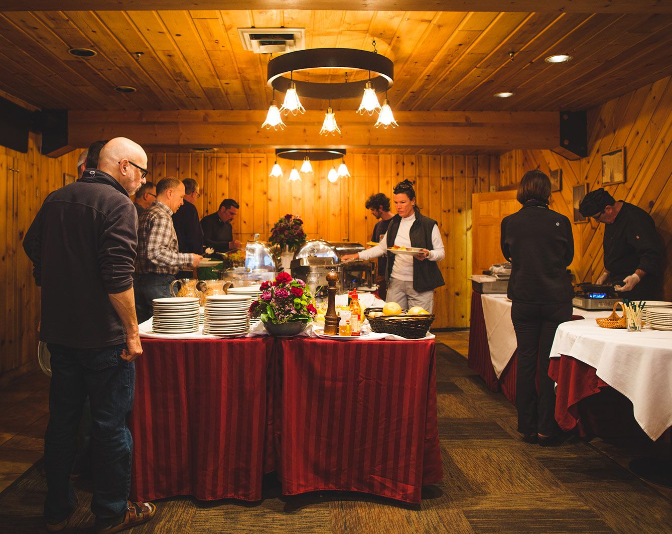 Peruvian-Buffet-Dining - Alta Peruvian Lodge